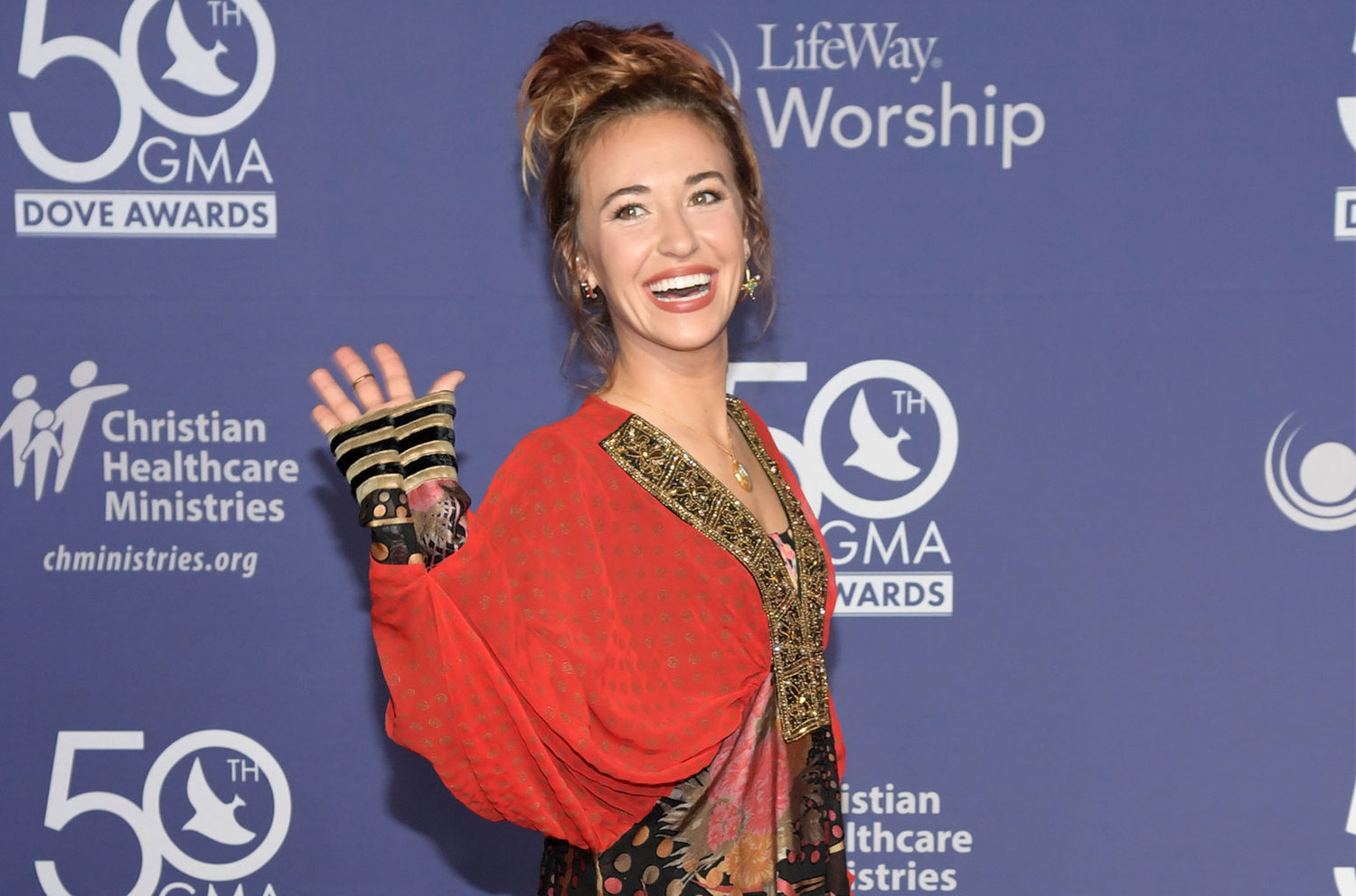 Lauren Daigle dominó los Premios Dove 2019 – Feaktiva.com