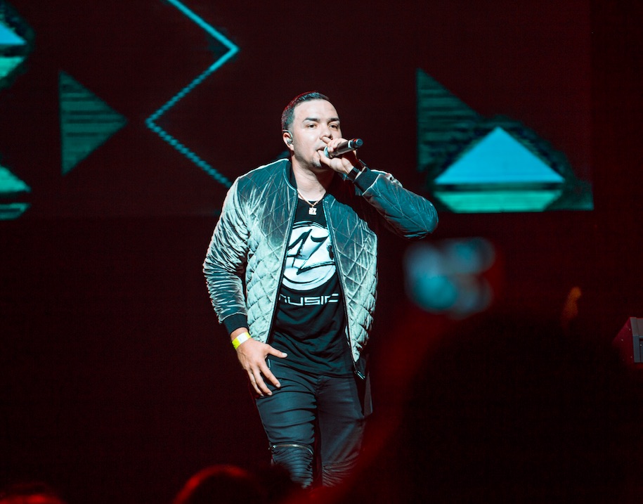 Alex Zurdo lanza su nuevo álbum, «M.E.M.E.» – Feaktiva.com