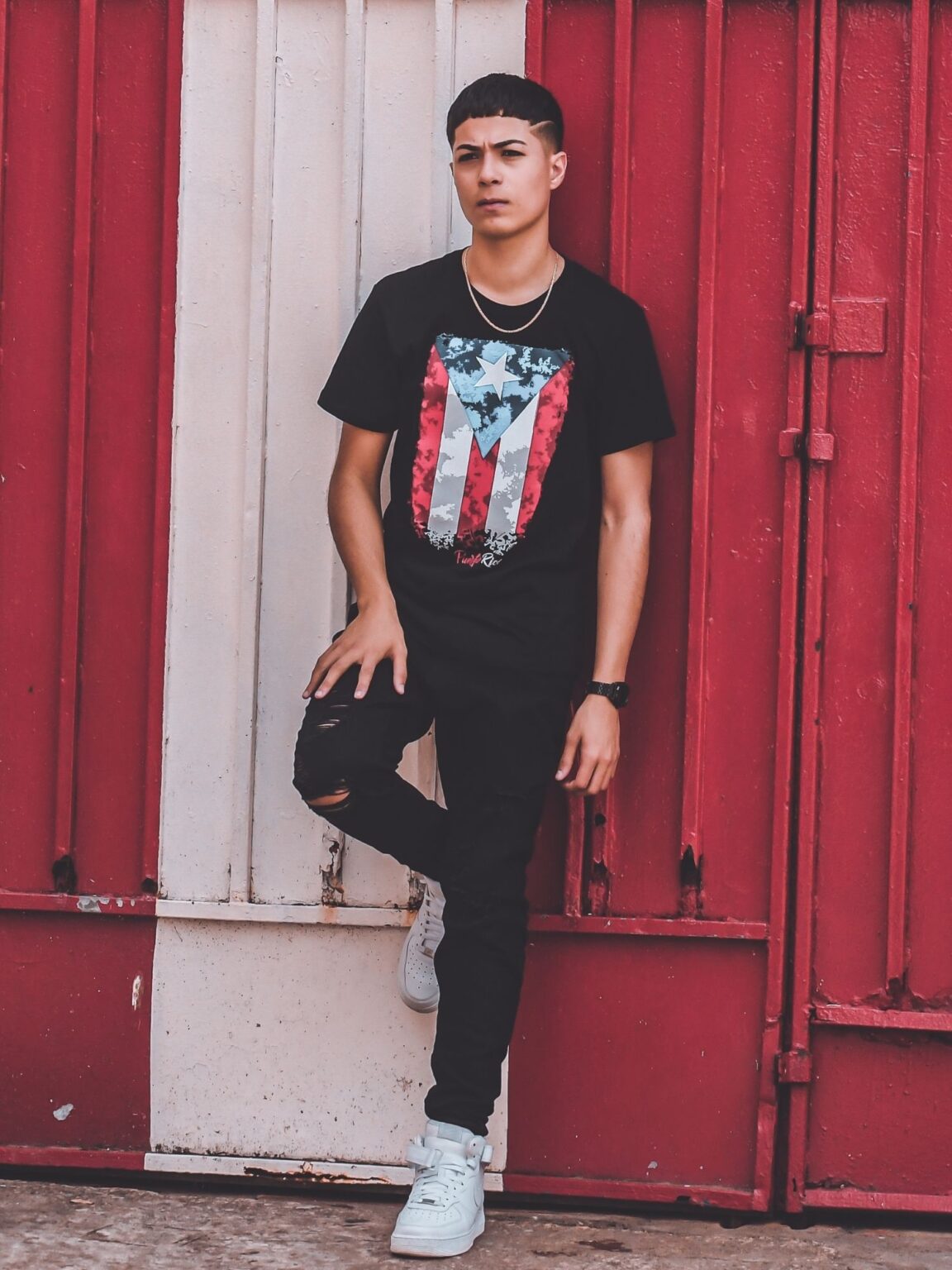 EL ARTISTA REVELACIÓN DE LA MÚSICA URBANA HAROLD VELÁZQUEZ, PRESENTA SU ...