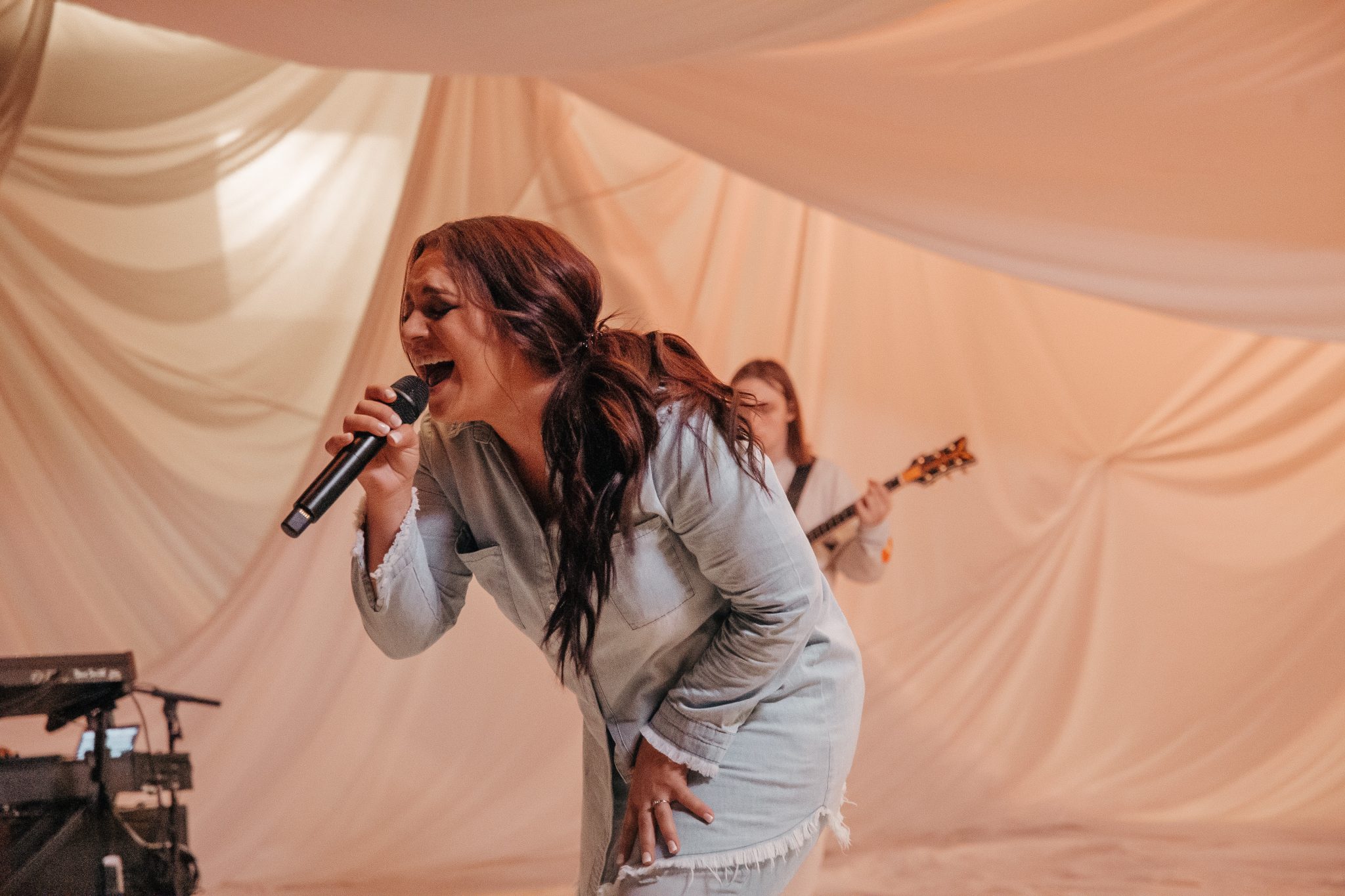 Christine D’Clario lanza a medios el sencillo «Eres tú» – Feaktiva.com